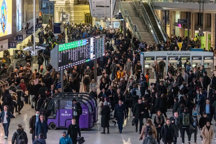 2,000 December rail strikes Stock Pictures, Editorial Images and Stock ...
