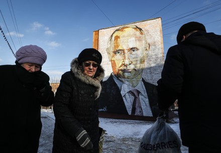 People Walk Past Large Mural Depicting Editorial Stock Photo - Stock ...