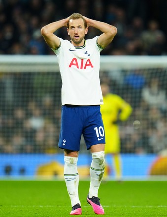 Arsenal Goalkeeper Aaron Ramsdale Denies Ryan Editorial Stock Photo ...