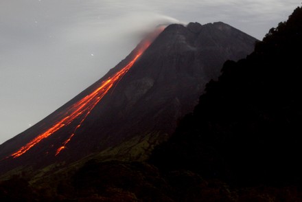 3,000 Mount merapi indonesia Stock Pictures, Editorial Images and Stock ...