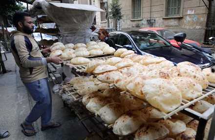 Egyptian Baker Arranges Bread Bakery Cairo Editorial Stock Photo ...