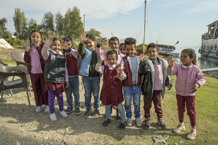 Group Students On Excursion Luxor Egypt Editorial Stock Photo - Stock ...