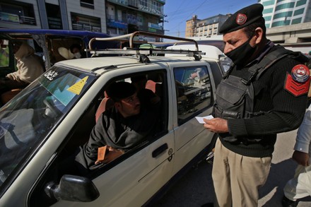 Pakistani Security Official Checks People Roadside Editorial Stock ...