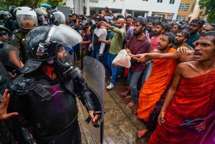 500 Anti riot unit Stock Pictures, Editorial Images and Stock Photos ...