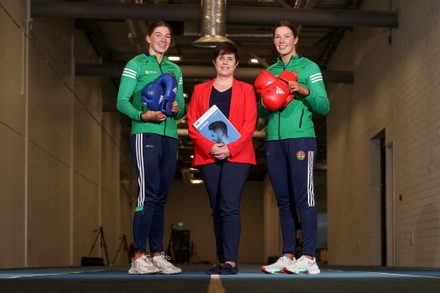 Pictured Boxer Aoife Orourke Boxer Lisa Editorial Stock Photo - Stock ...