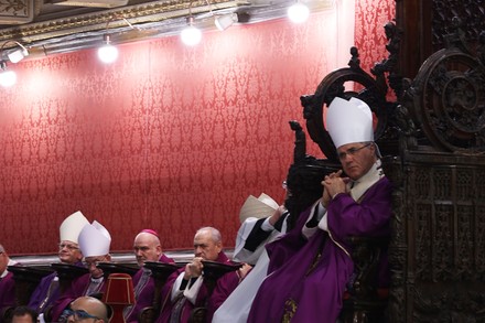 __COUNT__ Palermo - Funeral of Brother Biagio Conte in the Cathedral ...