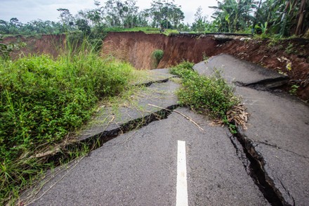 21 100 meter radius Stock Pictures, Editorial Images and Stock Photos ...