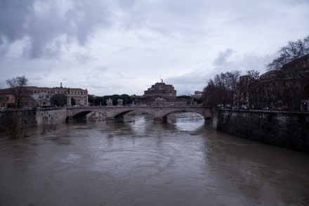 Flood Tiber Seen Ponte Umberto Rome Editorial Stock Photo - Stock Image ...