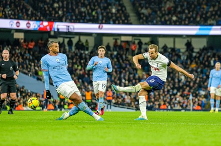 Cristian Romero 17 Tottenham Hotspur Shoots Editorial Stock Photo ...