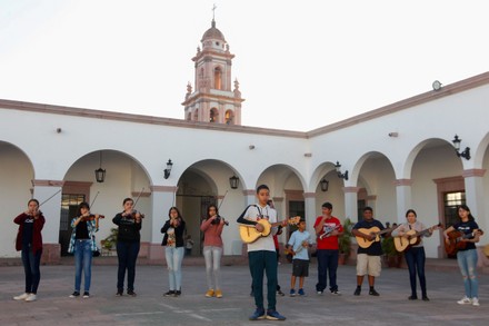 Students Rehearse Their Instruments Regional Mariachi Editorial Stock ...