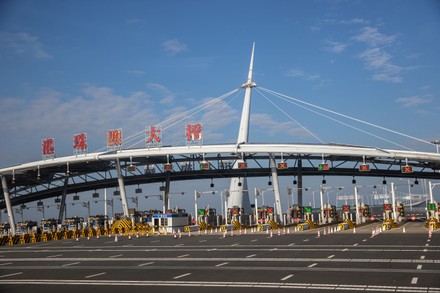 Signage Indicates Entrance Hong Kongzhuhaimacau Bridge Editorial Stock ...