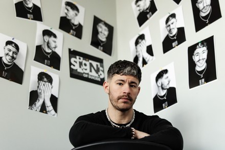 Pictured Pieta Ambassador Singer Songwriter Aaron Editorial Stock Photo ...