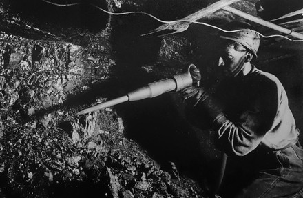 Coal Miner Hewer Working Underground Shaft Editorial Stock Photo ...