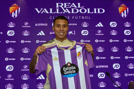 Venezuelan Forward Darwin Machis Poses Photos Editorial Stock Photo ...