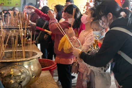 Worshippers Pray Sha Tin Che Kung Editorial Stock Photo - Stock Image ...