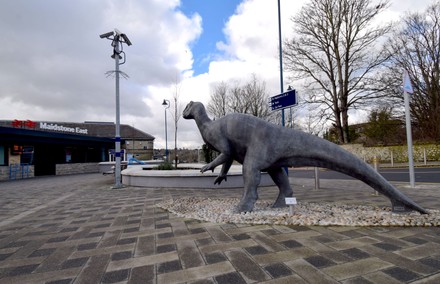 6 Dinosaur. monster. iggy. iguanodon. prehistoric monster. prehistoric ...