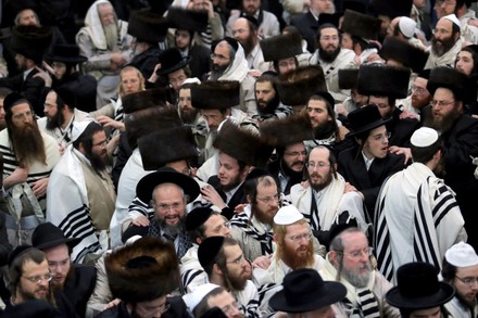 Orthodox Hasidic Jews Meet Celebrate Birthday Editorial Stock Photo ...