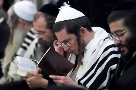 Orthodox Hasidic Jews Meet Celebrate Birthday Editorial Stock Photo ...