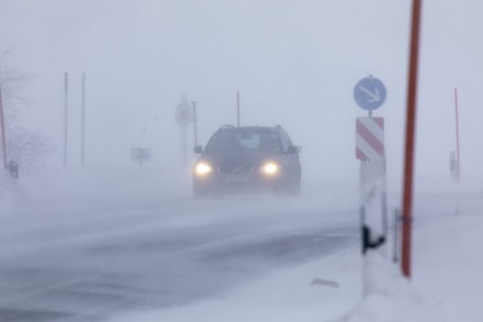 42 Snowstorm fichtelberg Stock Pictures, Editorial Images and Stock ...