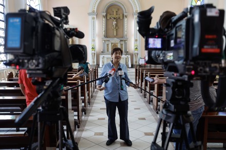 Filipino Forensic Pathologist Dr Raquel Fortun Editorial Stock Photo ...