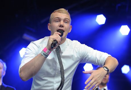 Ed Drewett performing at Somerset House, London, Britain - 09 Jul 2011 ...