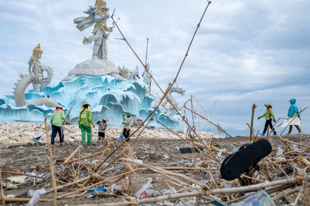 Workers Clean Debris Plastic Waste Beach Editorial Stock Photo - Stock ...