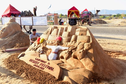 250 India sand art Stock Pictures, Editorial Images and Stock Photos ...