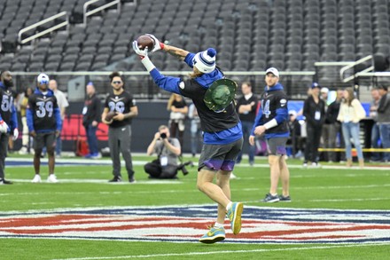 George Kittle 49ers Catching Pass Editorial Stock Photo - Stock Image ...