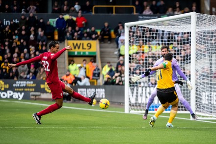 Wolverhampton Wanderers Midfielder Mario Lemina 5 Editorial Stock Photo ...