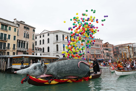 View Shows Balloons Flying Wharf Rat Editorial Stock Photo - Stock ...