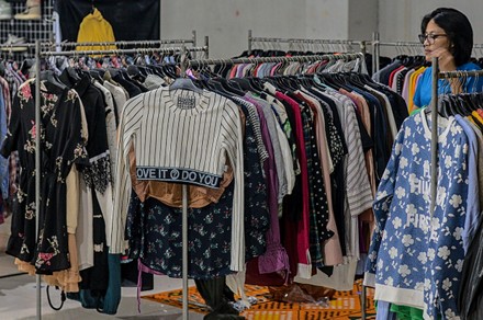 Worker Wait Shopper Inside Thrift Market Editorial Stock Photo - Stock ...
