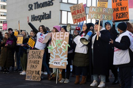 Nurses Hold Placards Expressing Their Opinion Editorial Stock Photo ...