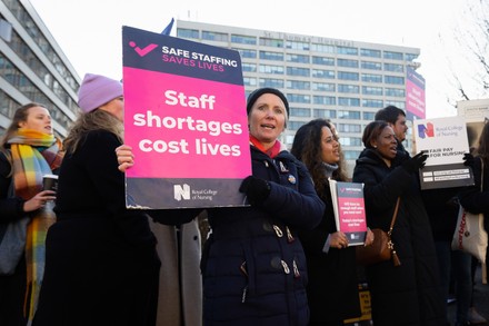 Nurses Hold Placards Expressing Their Opinion Editorial Stock Photo ...
