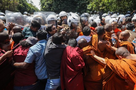 Sri Lankan Buddhist Monks Clash Riot Editorial Stock Photo - Stock ...