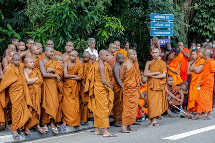 Sri Lankan Buddhist Monks Clash Riot Editorial Stock Photo - Stock ...