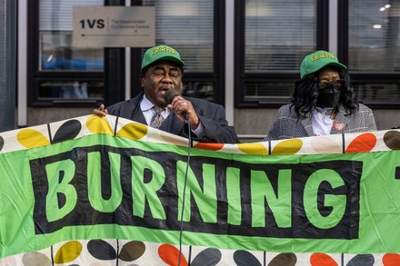 Supporters Dogwood Alliance Join Protest Show Editorial Stock Photo ...