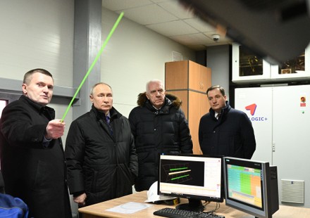 Russian President Vladimir Putin 2l Accompanied Editorial Stock Photo ...