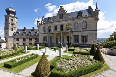 Castle Gardens Schloss Callenberg Palace Hunting Editorial Stock Photo ...