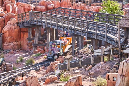 750 Disney walk in Stock Pictures, Editorial Images and Stock Photos ...