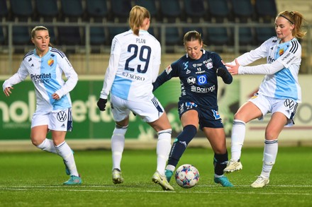 Cornelia Kapocs 23 Linkoping Fc Surrounded Editorial Stock Photo ...