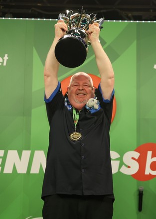 Robert Thornton During World Senior Darts Editorial Stock Photo - Stock ...
