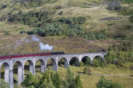 Glenfinnan Viaduct Harry Potter Films Steam Editorial Stock Photo ...