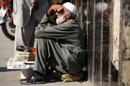 Pakistani Laborer Who Works On Daily Editorial Stock Photo - Stock ...