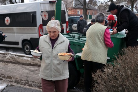 Volunteers Ukrainian Red Cross Society Who Editorial Stock Photo ...