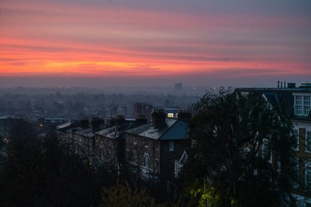 Colourful Sunrise Pink Sky Wimbledon South Editorial Stock Photo ...