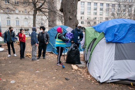 Homeless Advocates Line Help Man Move Editorial Stock Photo - Stock ...