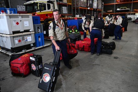 Members Queensland Fire Emergency Services Qfes Editorial Stock Photo ...