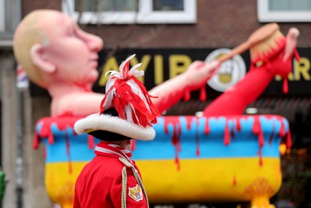 Carnival Float Depicting Russian President Vladimir Editorial Stock ...