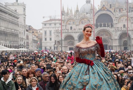 Beatrice Raffael Maria Venice Carnival Venice Editorial Stock Photo ...