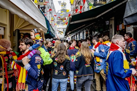 Crowds During Carnival Oeteldonk Den Bosch Editorial Stock Photo ...